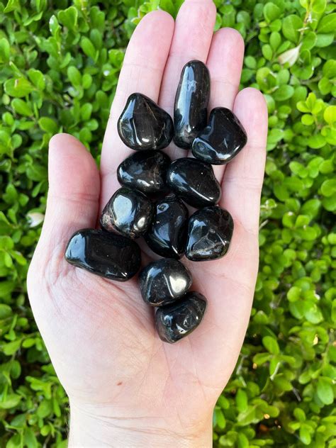 How To Polish A Black Onyx Stone At Maureen Baker Blog