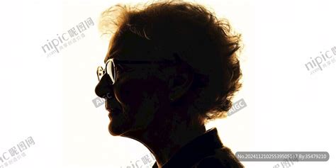 Ai创作图白发苍苍 大气高级 奶奶剧情 克莱尔李陈纳德 高贵高级 奶奶灰 名誉教授 简约高级 灰色的头发何 面对白发 文心奶奶 诺贝尔物理学奖得主 奶奶头像 花白的头发 白发艺人nipic