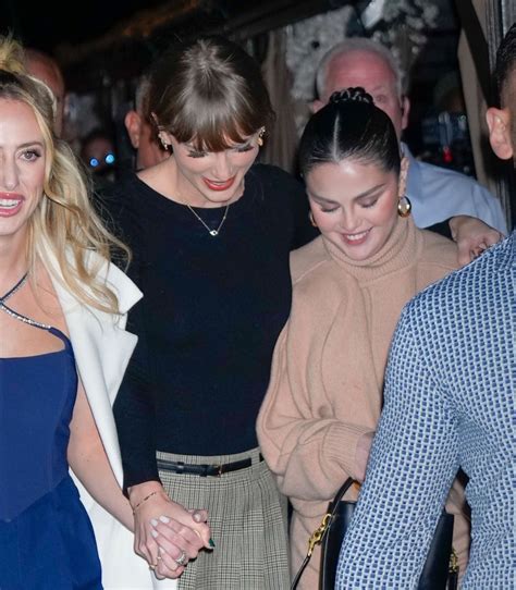 Taylor Swift Selena Gomez And Sophie Turner Enjoy Wild Night Out