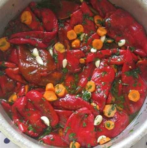 Бърза и лесна салата от чушки за зимнина