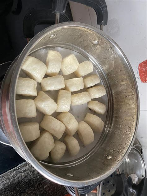 【奶香小馒头 光滑细腻 奶香味十足 孩子的最爱 附细节视频详解图片】下厨房用户mnq2c下厨房
