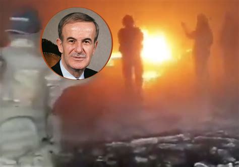 Syrian Rebels Torch Hafez Al Assads Tomb End Dynastys Reign