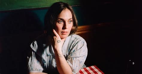 Us Girls Announce New Album Scratch It Unveil New Song Our Culture