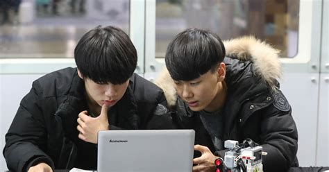 올해 중1부터 필수 Sw교육 수업시수 부족대안은