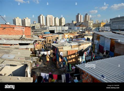 Favela Sao Paulo Hi Res Stock Photography And Images Alamy