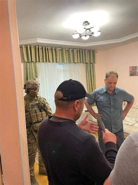 Нардеп від ОПЗЖ листувався з агентами ФСБ фото Крапка медіа Новини України