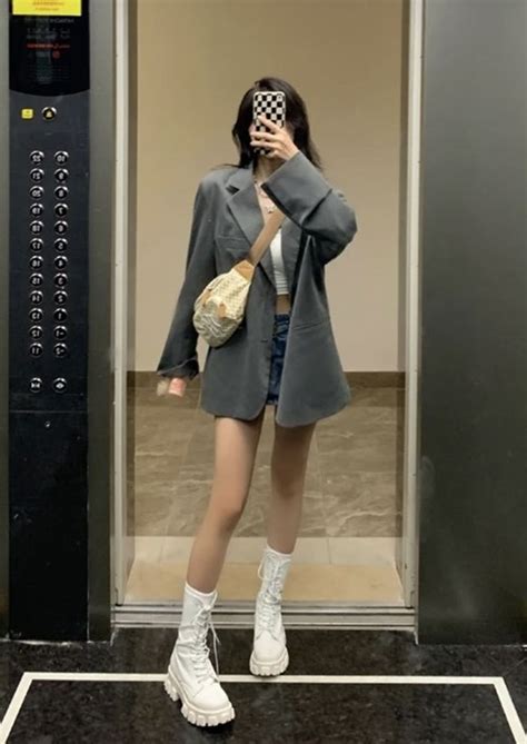 แฟชั่นรองเท้าบูทส์ 30 ลุคสับๆ ใส่ไปคาเฟ่ Ladyissue เว็บรีวิวเครื่องสำอาง ชุมชนผู้หญิง ฮาวทู