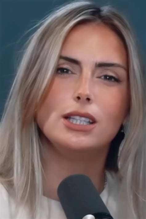 Carolina Torres Wiki Biography Age Gallery Spouse And More