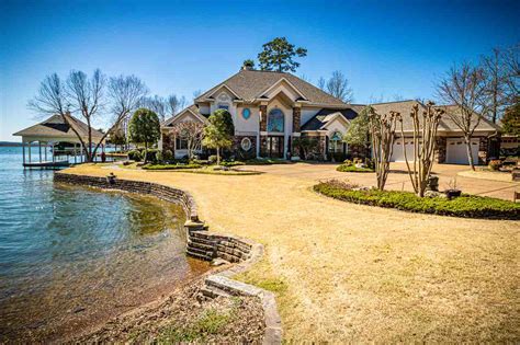 Homes For Sale In The Resplandor Subdivision Of Hot Springs Village Arkansas Century 21 Hsv