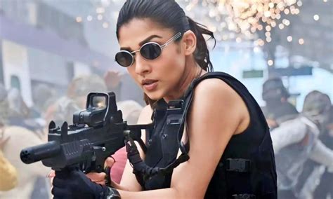Jawan Movie Actress Nayanthara New Look New Photos Top10sense