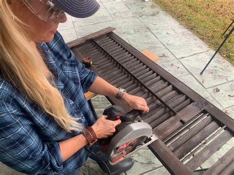 Diy Shutter Desk The Shoofly Magazine