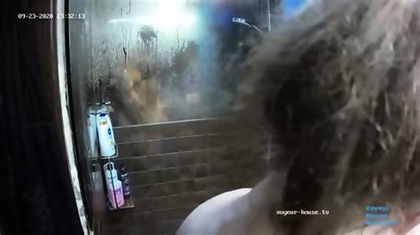 Shower Couple Kiss Eporner