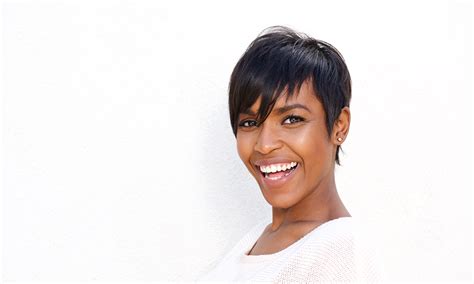 71 Best Short Relaxed Hairstyles For Black Women In 2025