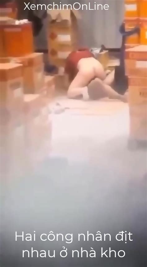 Quay Lén Hai Công Nhân địt Nhau ở Nhà Kho Eporner Quay Lén Hai Công Nhân địt Nhau ở Nhà Kho Eporner