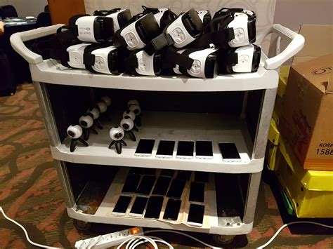 160811미래교육 관련 국내외 동향 연수arvr김신 강사삼성전자 디지털교과서 연수