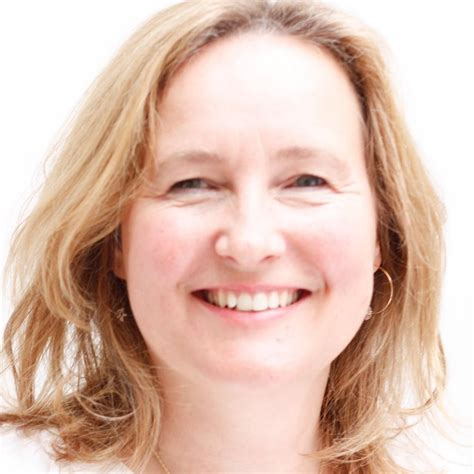 Veel Vrouwen Doen Prachtige Maanrituelen… Maar Voelen Diep Vanbinnen