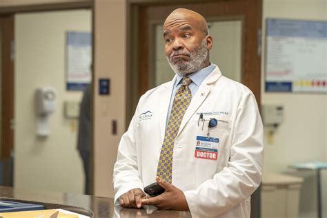 St Denis Medical Trailer Introduces Nbcs New Comedy And Cast