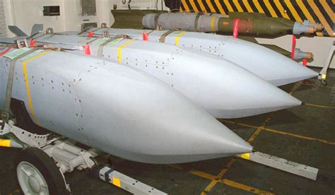 Може перетворитися на далекобійну ракету експерт про бомби Jsow які отримає Україна — УНІАН