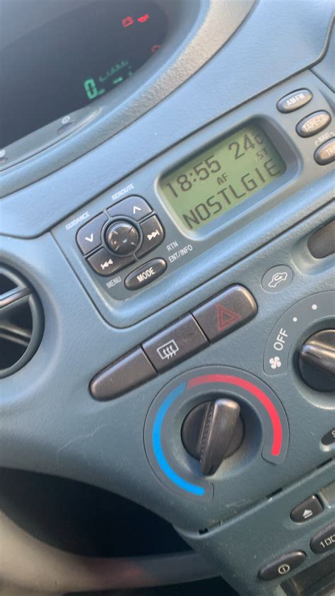 2004 Toyota Yaris Radio Only Makes Crackling And Popping Sound Rcarav