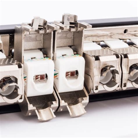 Netrack Keystone Patch Panel 19 24 Port FTP Equipped With 24x Keystone Jack Cat 6