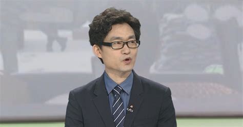 뉴스초점 나훈아 11년 만에 음악 활동 재개