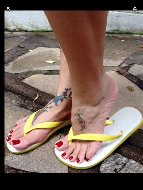 Toe Ring Sandals Bare Foot Sandals Flip Flop Sandals Red Toenails Long Toenails Womens Flip