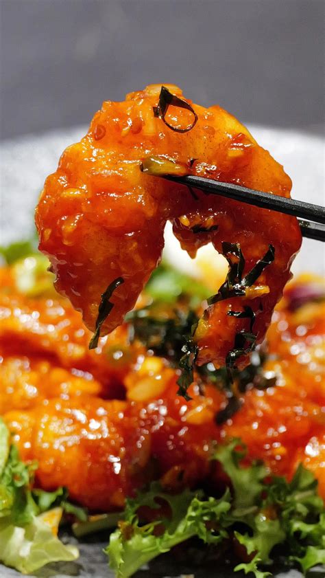 흥청망청 광고 아산 배방 한적하고 조용한 카페☕️ 로스터리카페에서 바리스타가 말아주는 핸드드립 커피는 말모 수제디저트까지 최고자냐요 🎅🏻 ️🤍 ️ 바리스타 검정