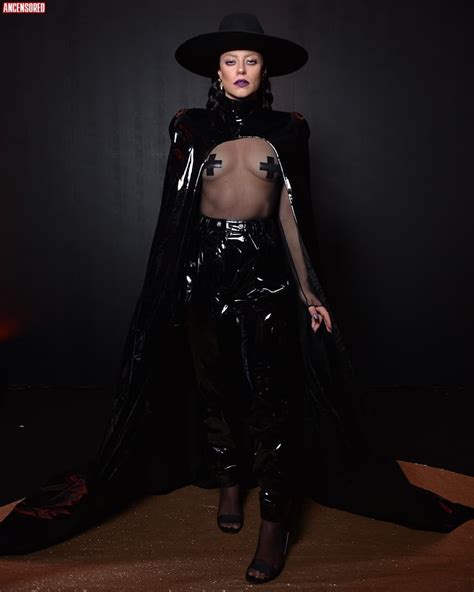 Naked Paolla Oliveira Added By Msantos