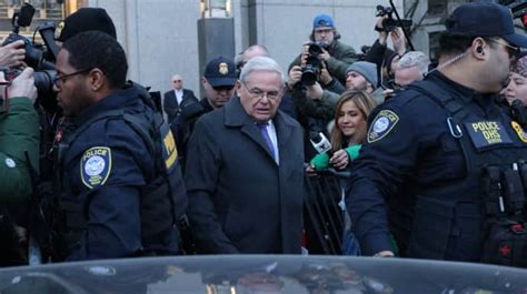 Колишнього американського сенатора демократа засуджено до 11 років увязнення за корупцію