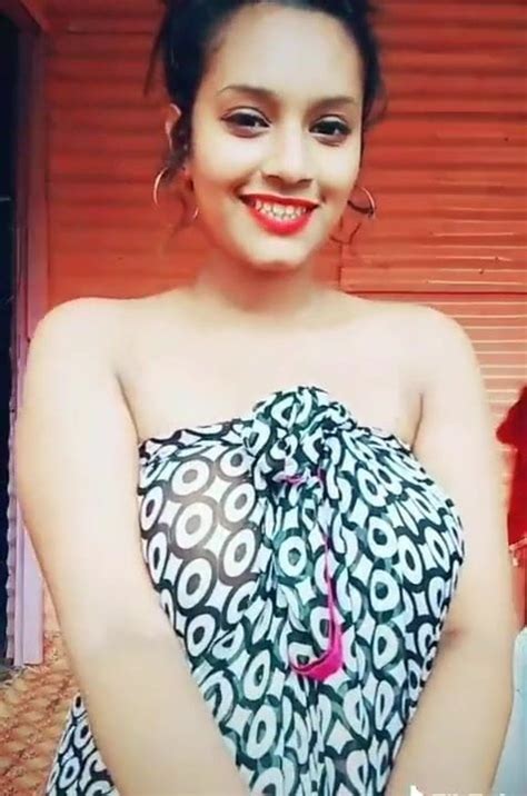 Video Tiktok M C V Y Trong Su T Xhamster