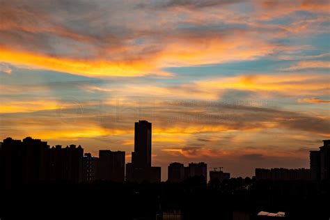 晚霞高清图片 东莞汇金cbd晚霞 风景名胜免费下载 格式 5430像素 编号47162604 千图网