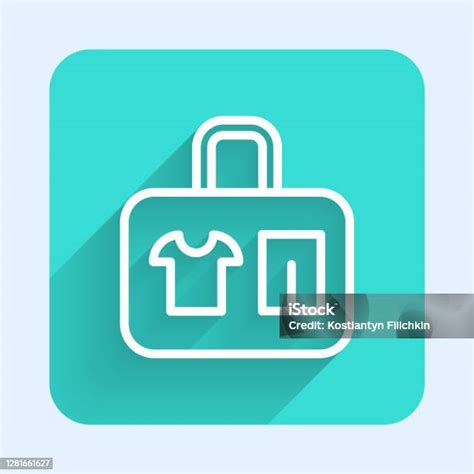 긴 그림자로 고립 된 여행 아이콘을위한 흰색 라인 가방 여행 수하물 표지판 여행 수하물 아이콘 녹색 정사각형 버튼입니다 벡터 가방에 대한 스톡 벡터 아트 및 기타 이미지