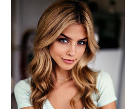 25 Most Beautiful Canadian Women With Photos Fabbon