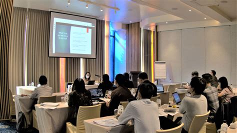 FIELD ENUMERATORS TRAINING ON A MXIED METHOD STUDY ON FISHERY INDUSTRY IN THAILAND SUPA