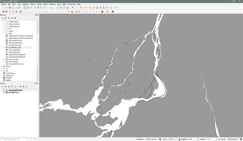 coordinate system creating buffer zones in meters by reprojecting crs