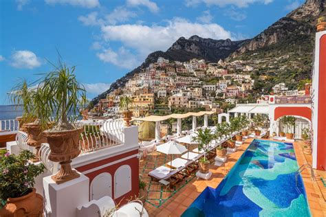 A Vibrant New Poolscape Dazzles At Famed Italian Hotel Le Sirenuse