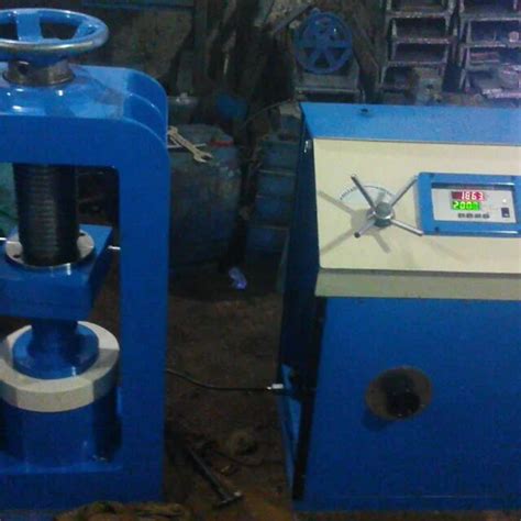 Compression Testing Machine KN Semi Automatic At Piece In New Delhi