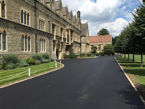 Contact Hazell And Jefferies