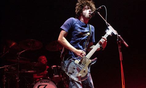 A Brief History Of The Foo Fighters Remarkable Quarter Century Career