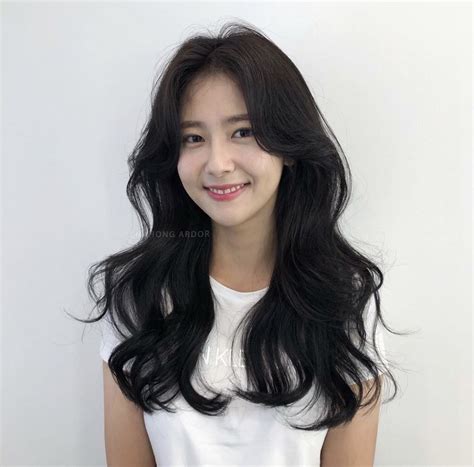 Suns Hair에 있는 Sun Park님의 핀 긴 웨이브 헤어 긴머리 헤어컷 긴 헤어스타일
