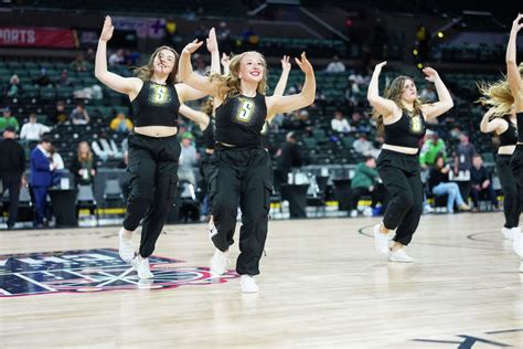 Siena Mens Basketball Upsets Merrimack To Win Maac Championship