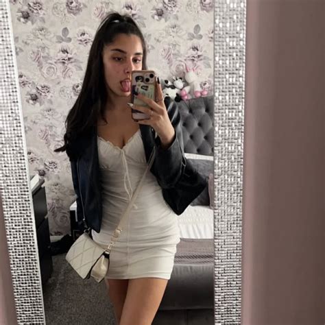 Shania X Shania B Xo Threads Say More