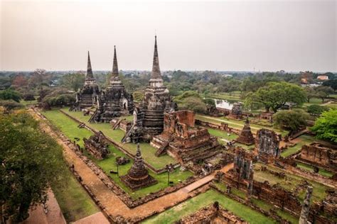 A Guide To Visiting Ayutthaya Historical Park Thailand Backpacker Boy