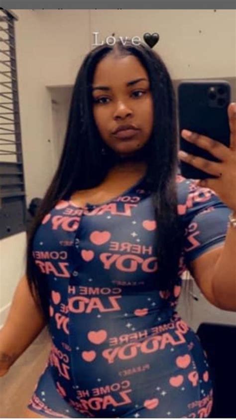 Shes Looking So Fuckable Right Now 🍆🥜😩😩 Scrolller