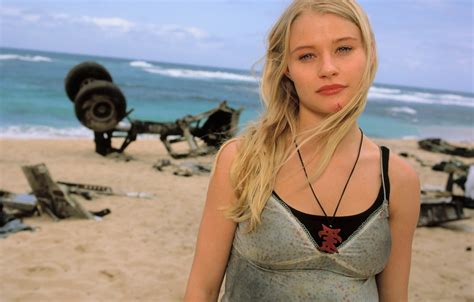 Wallpaper Portrait Emilie De Ravin Lost For Mobile And Desktop