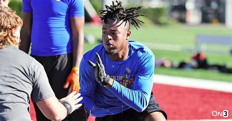 Fsu 4 Star Edge Commit Javion Hilson Talks Multi Day Visit To Colorado