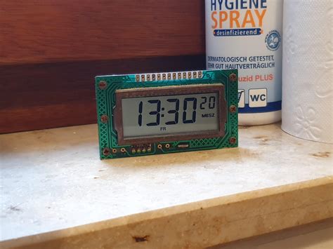 Approx 30 Year Old Atomic Clock Receiver Still Working Perfectly