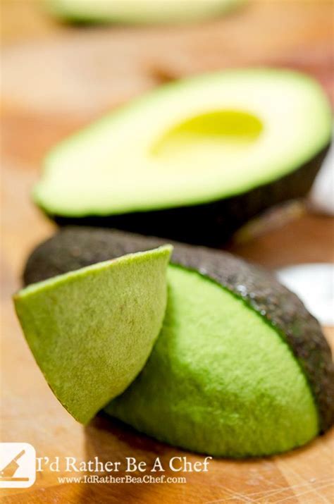 How To Peel Avocado Avocado Peeling Avocado Papaya Recipes