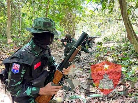 ဘီးလင်းနှင့် သထုံ မြို့နယ်တွင် စစ်တပ် ယာဥ်တန်းနှင့် ကင်းပုန်း တို့ကို