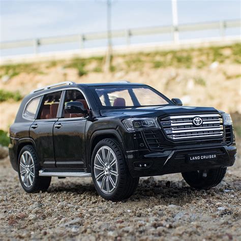 124 도요타 랜드 크루저 Suv 합금 자동차 모델 Lc300 다이캐스트 금속 장난감 오프로드 자동차 자동차 모델
